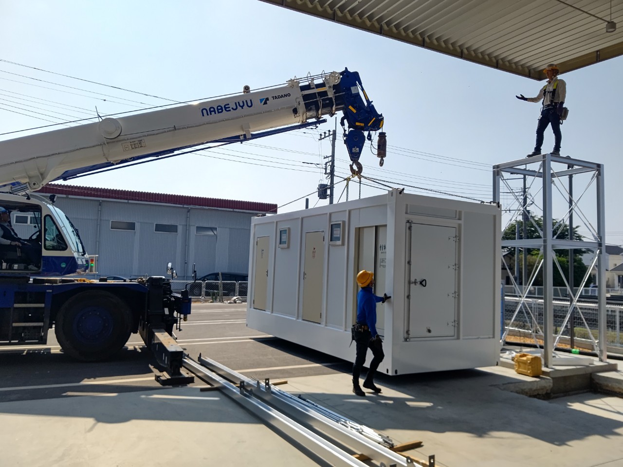 群馬県伊勢崎市にある倉庫型店舗『NEXTBASE joint work with DULTON』に新製品を納品させていただきました ｜ 「安心・清潔・快適」な仮設トイレ「WALET TC」